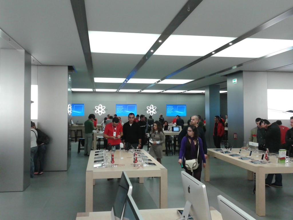 Apple Store Marbella opened - Costa del Sol News